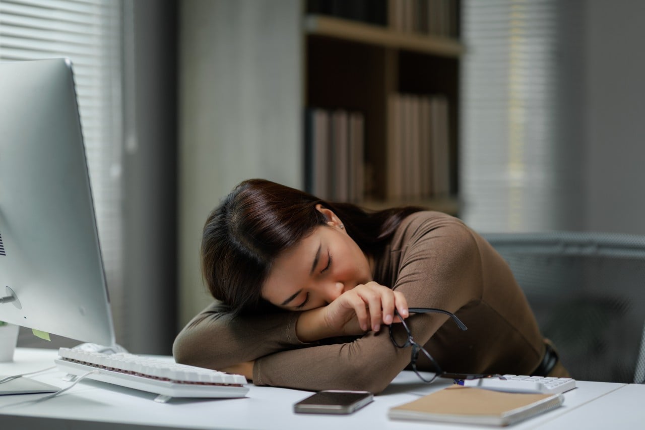 Am I Sleep Deprived? Key Signs and Symptoms
